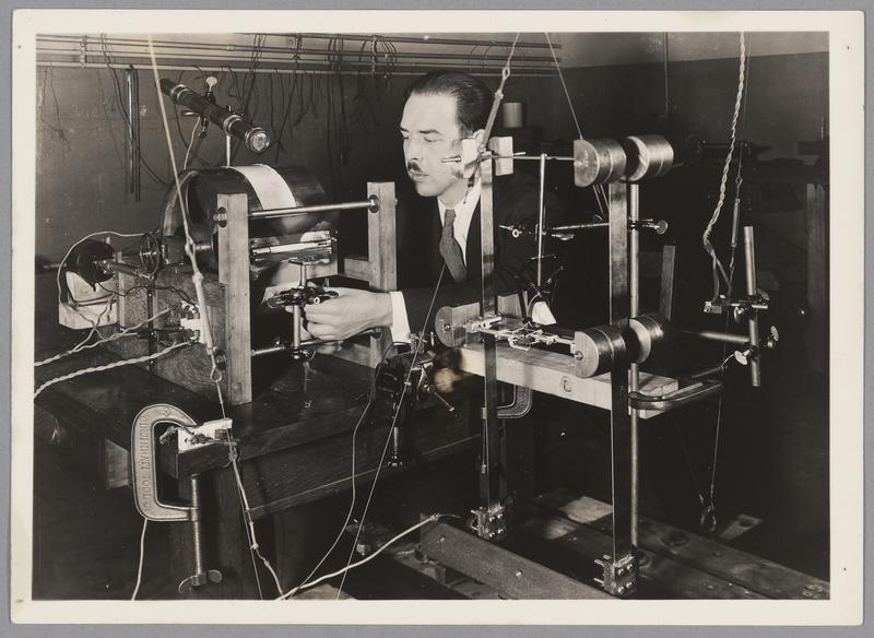 Arthur Claude Ruge with equipment that mimics an earthquake, circa 1934 ...