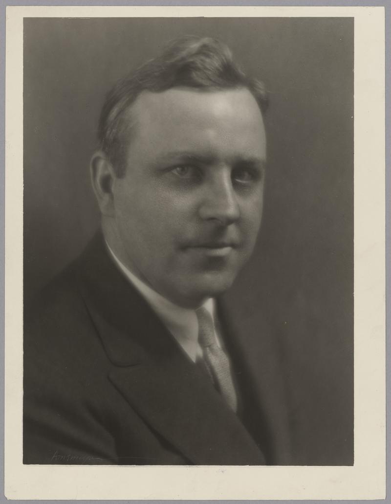 Walker, Ralph Thomas | MIT Museum