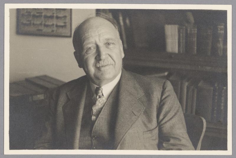 Charles E. Locke, 1940 | MIT Museum