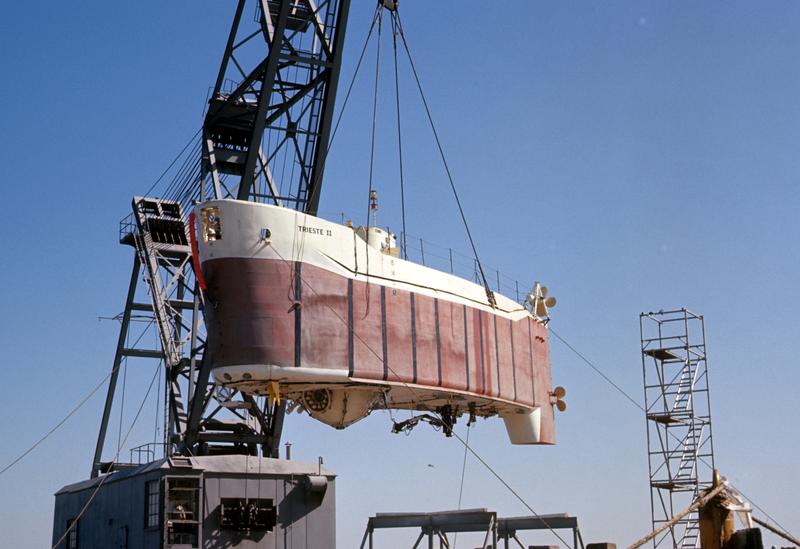 Trieste II (DSV 1) | MIT Museum