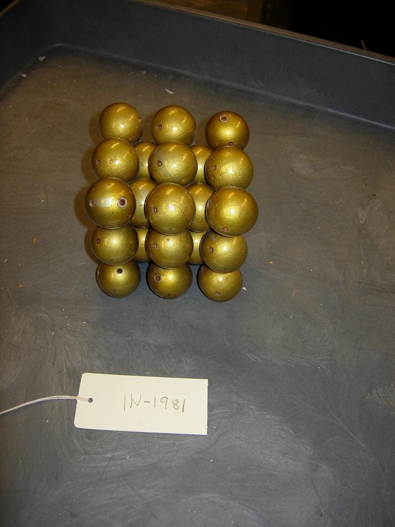 Unidentified crystal structure model | MIT Museum
